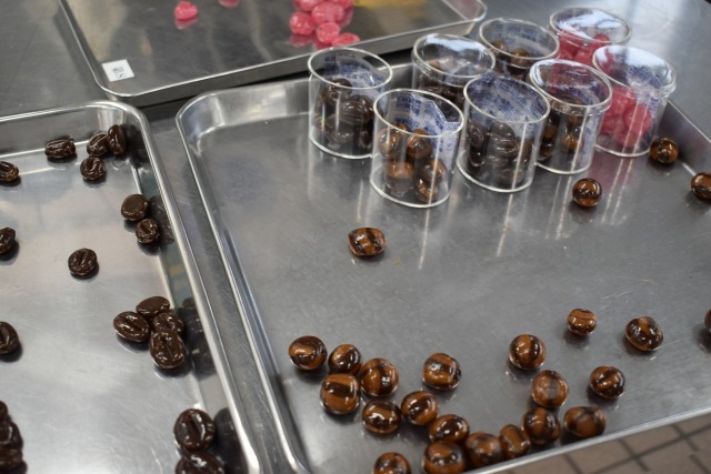 有平糖～食べる飴～＆2回目の飴細工 - 日本菓子専門学校